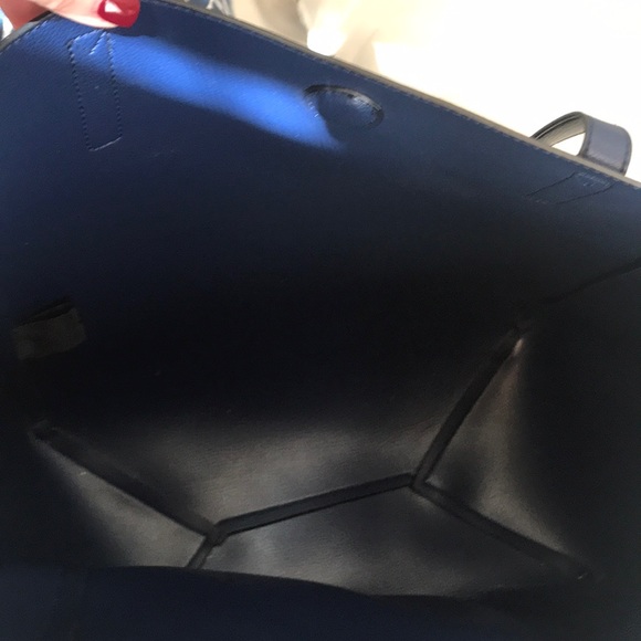 Travanti | Bags | Gorgeous Travanti Leather Tote W Add On | Poshmark